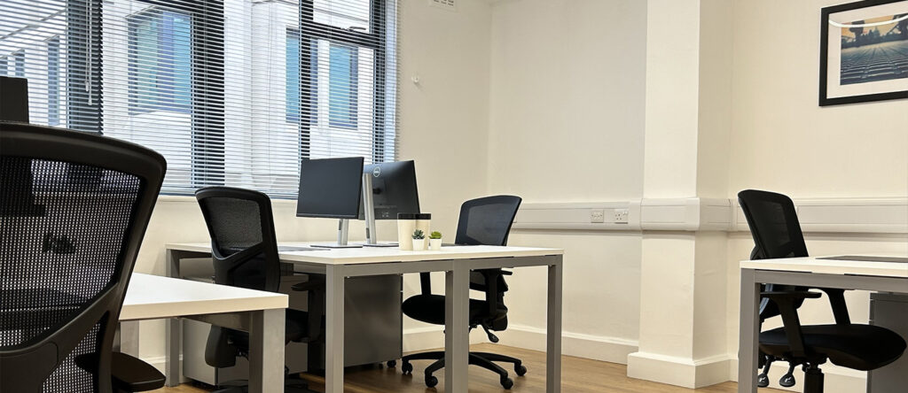 5 Benefits of Using a Serviced Office | 1st Formations